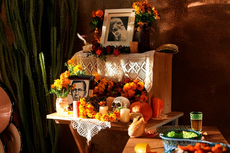 Altar de Muertos: Guía de Elementos Esenciales para una Celebración Moderna